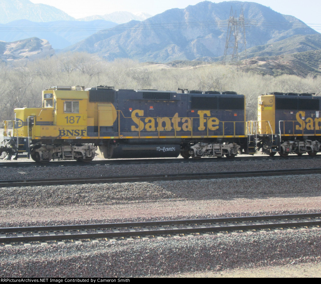 BNSF 187 trailing EB